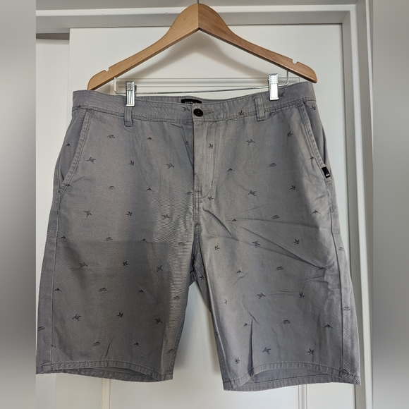 Quiksilver | Shorts | Mens Quicksilver Straight Fit Shorts Size 36 ...